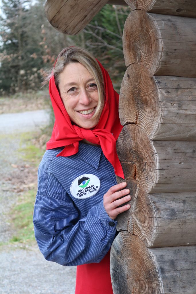 Porträt Simone Braun - Finanzexpertin und Schwarzwald-Guide - Naturpark ...